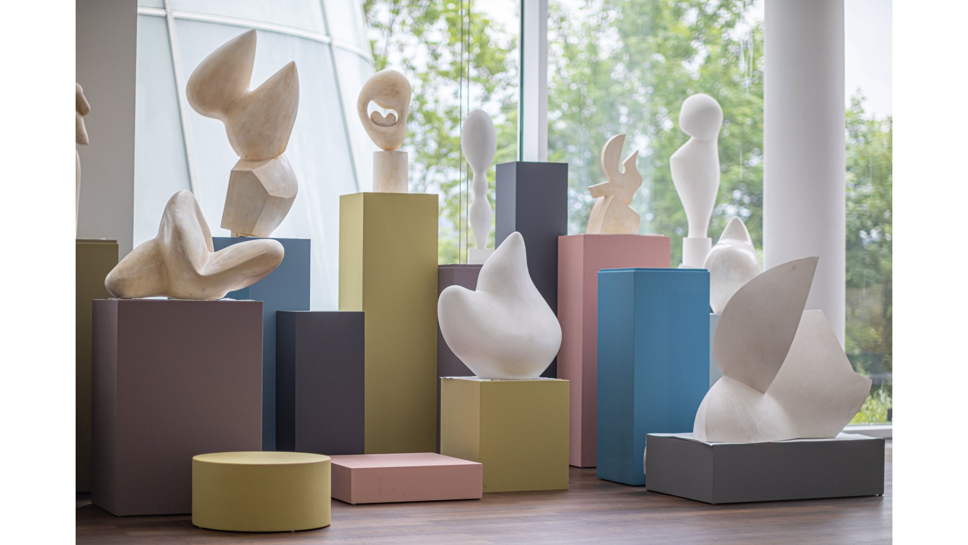 Kosmos Arp / Arp Museum Bahnhof Rolandseck